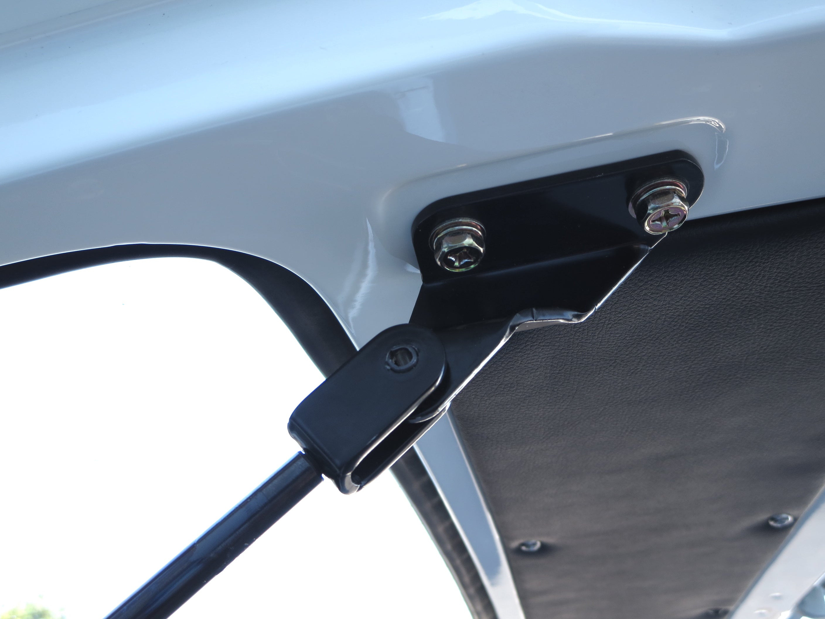 (New Arrival) Rear Hatch Shock/Strut Assembly for Datsun 240Z 1969-'73 ...